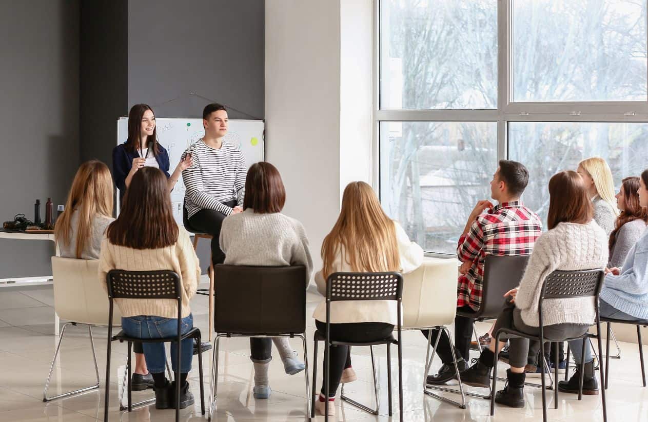 Captivating Interactive Entertainment Ideas to Energize Your Audience ...