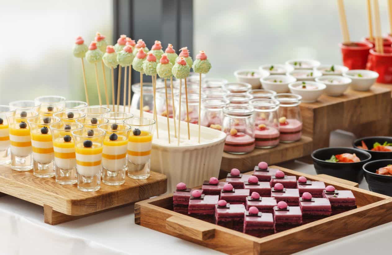 Ultimate Guide to Hosting a Grammy Awards Viewing Party - AGNT • BLOG