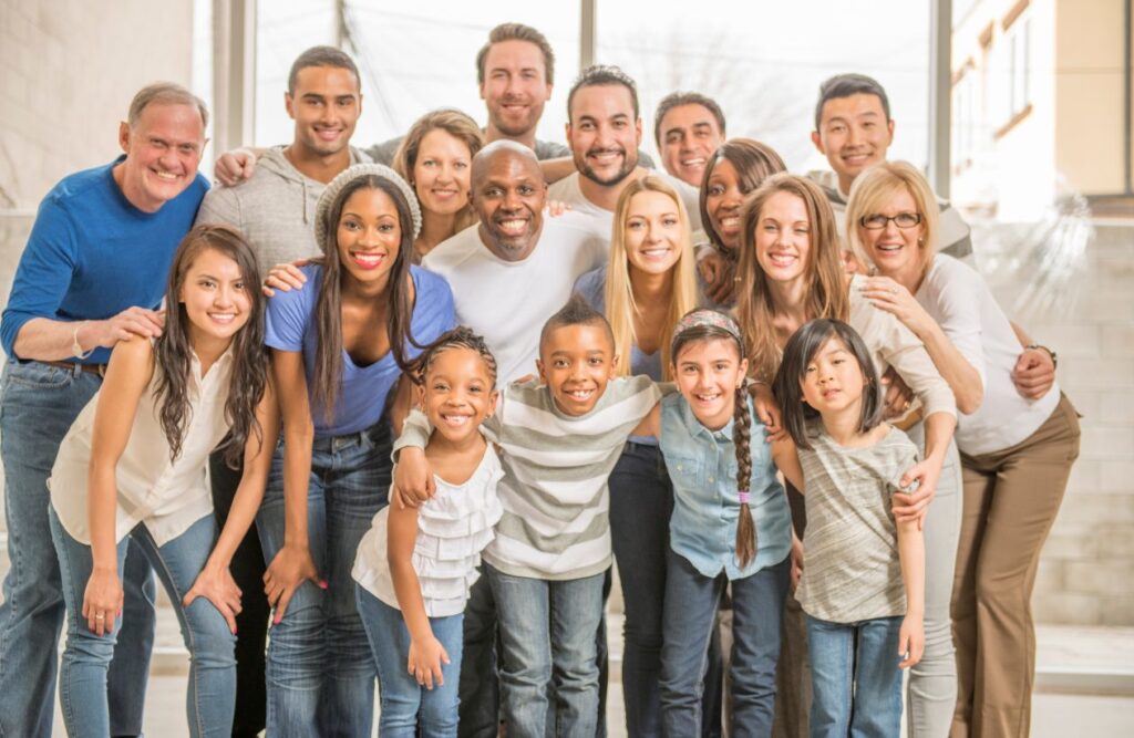 10 Creative Family Reunion Activities to Make Your Gathering Memorable - AGNT • BLOG