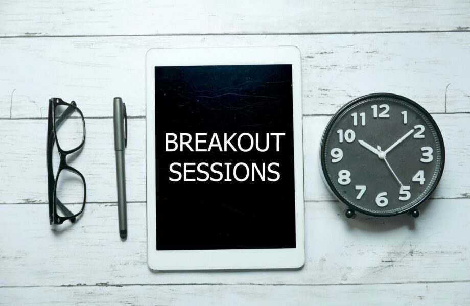 Maximizing Engagement: The Ultimate Guide to Corporate Breakout ...