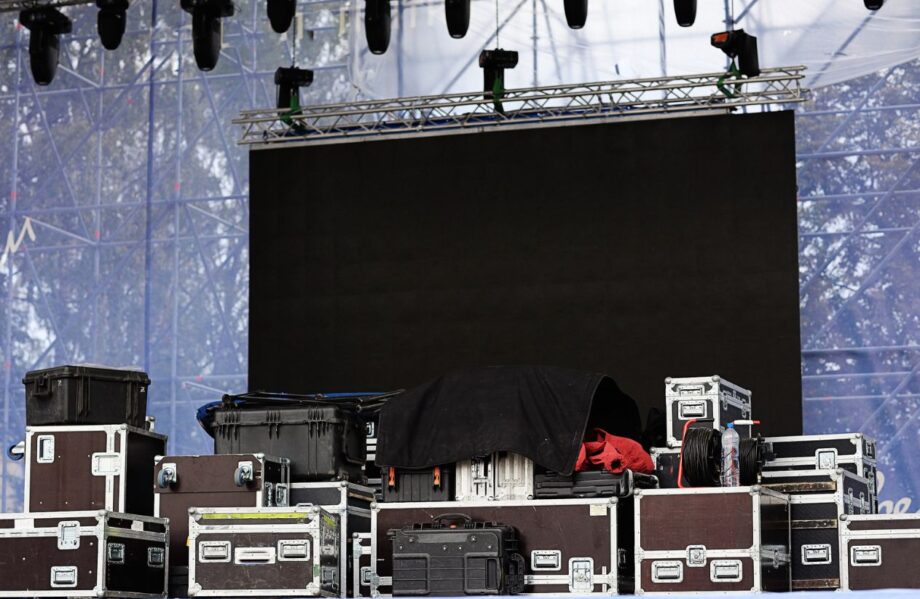 5 Essential Stage Setup Tips for a Successful Event - AGNT • BLOG