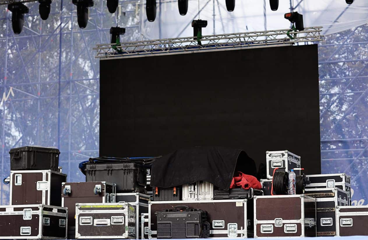 5 Essential Stage Setup Tips for a Successful Event - AGNT • BLOG