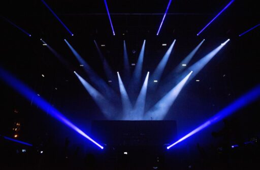 5 Essential Stage Setup Tips for a Successful Event - AGNT • BLOG
