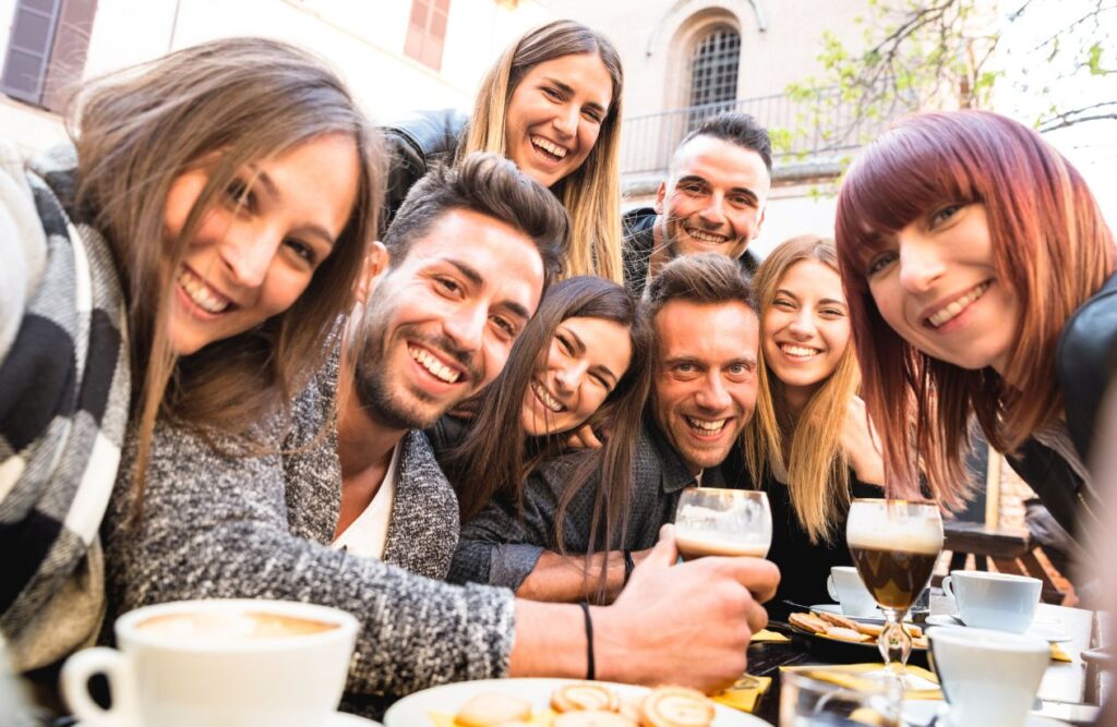 Ultimate Guide to Planning a Memorable College Reunion - AGNT • BLOG