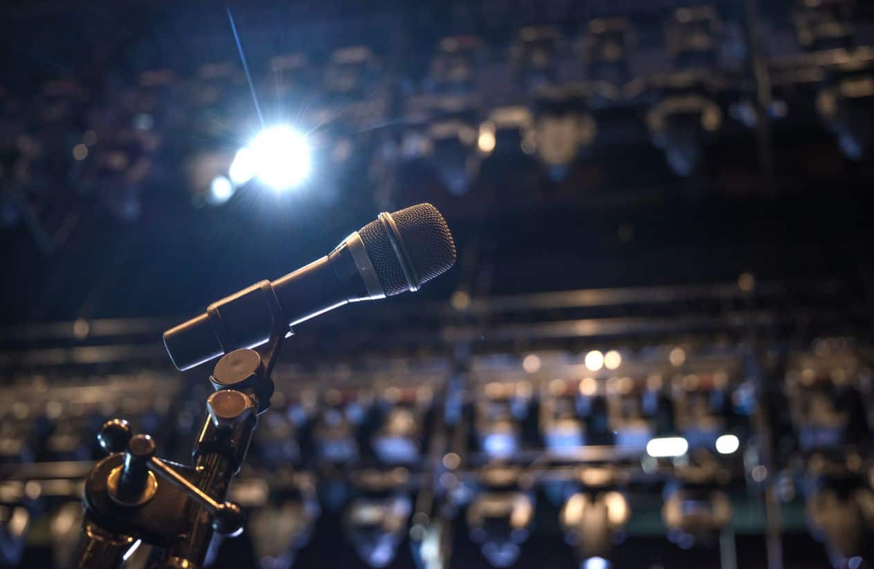 5 Essential Stage Setup Tips for a Successful Event - AGNT • BLOG