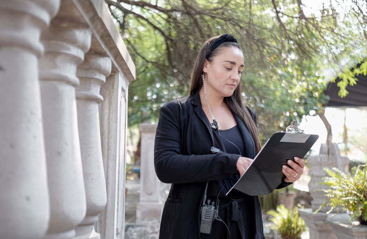 Step-by-Step Guide to Becoming a Successful Event Planner - AGNT • BLOG