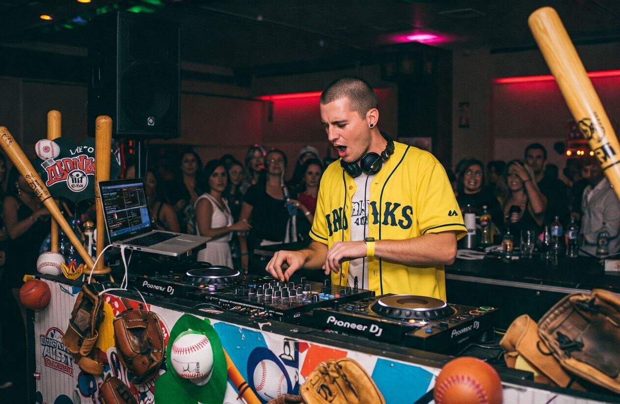 Baseball Themed Party: Your Ultimate Guide to a Grand Slam Celebration ...