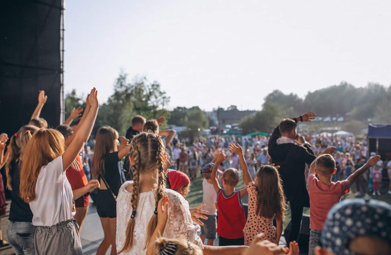 Booking Variety Acts for Unforgettable Festivals and Events