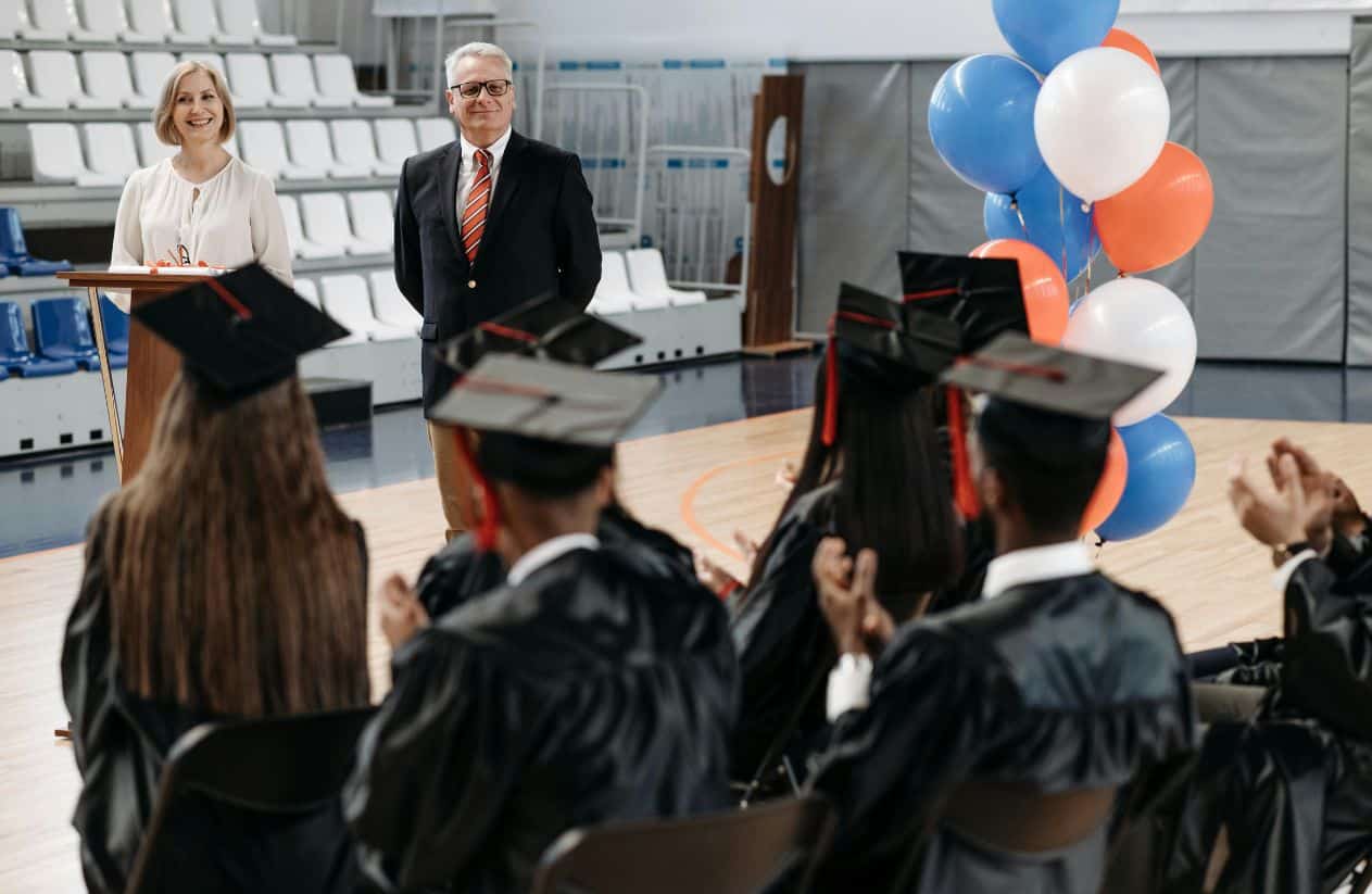 Finding the Perfect Commencement Speaker: A Step-by-Step Guide - AGNT ...