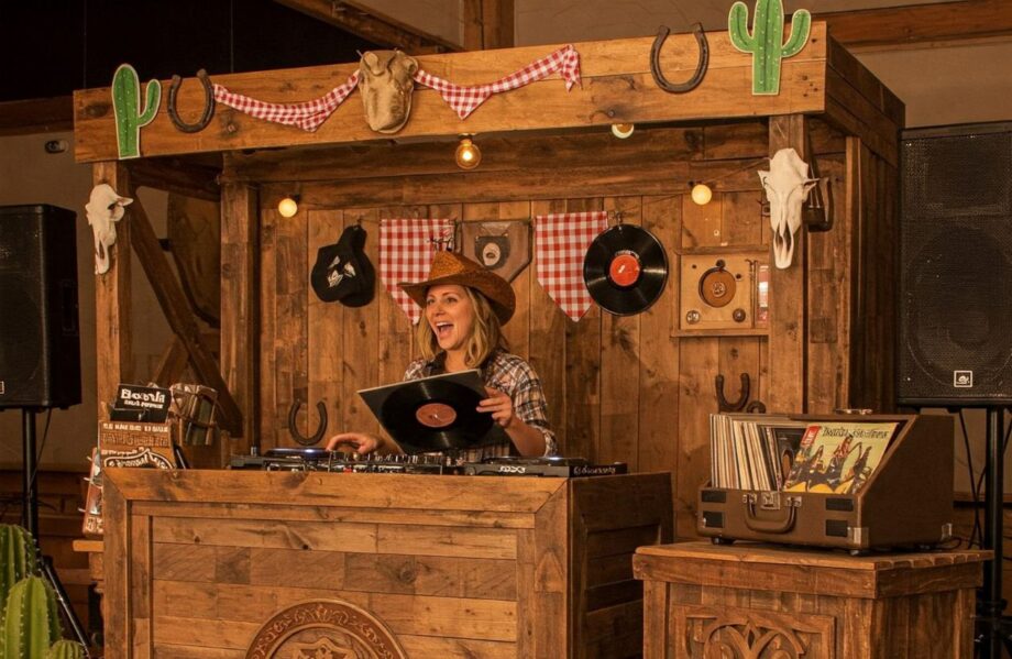 Your Essential Guide to Hosting a Fun Cowboy Theme Party